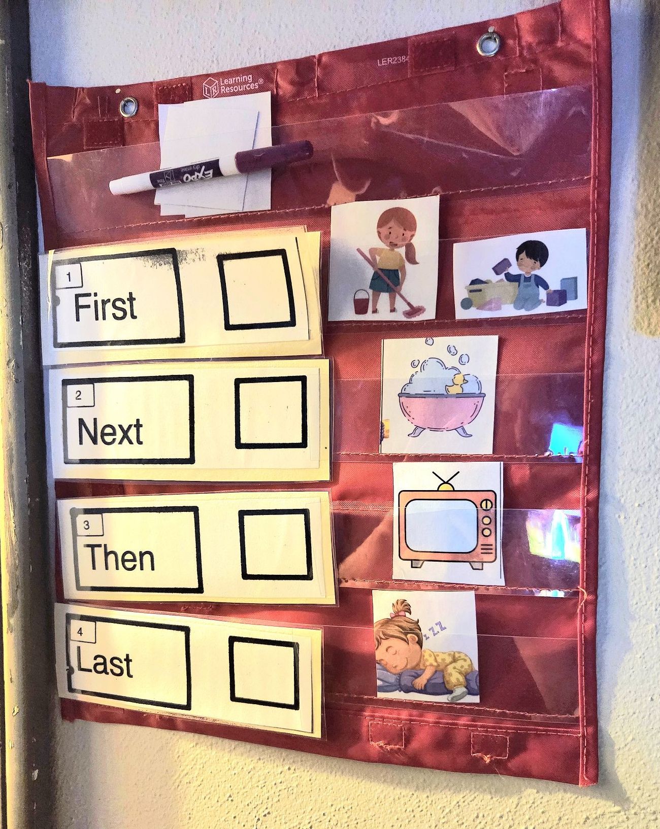 Visual Schedule Awesomeness – Beautiful Mess Mamas